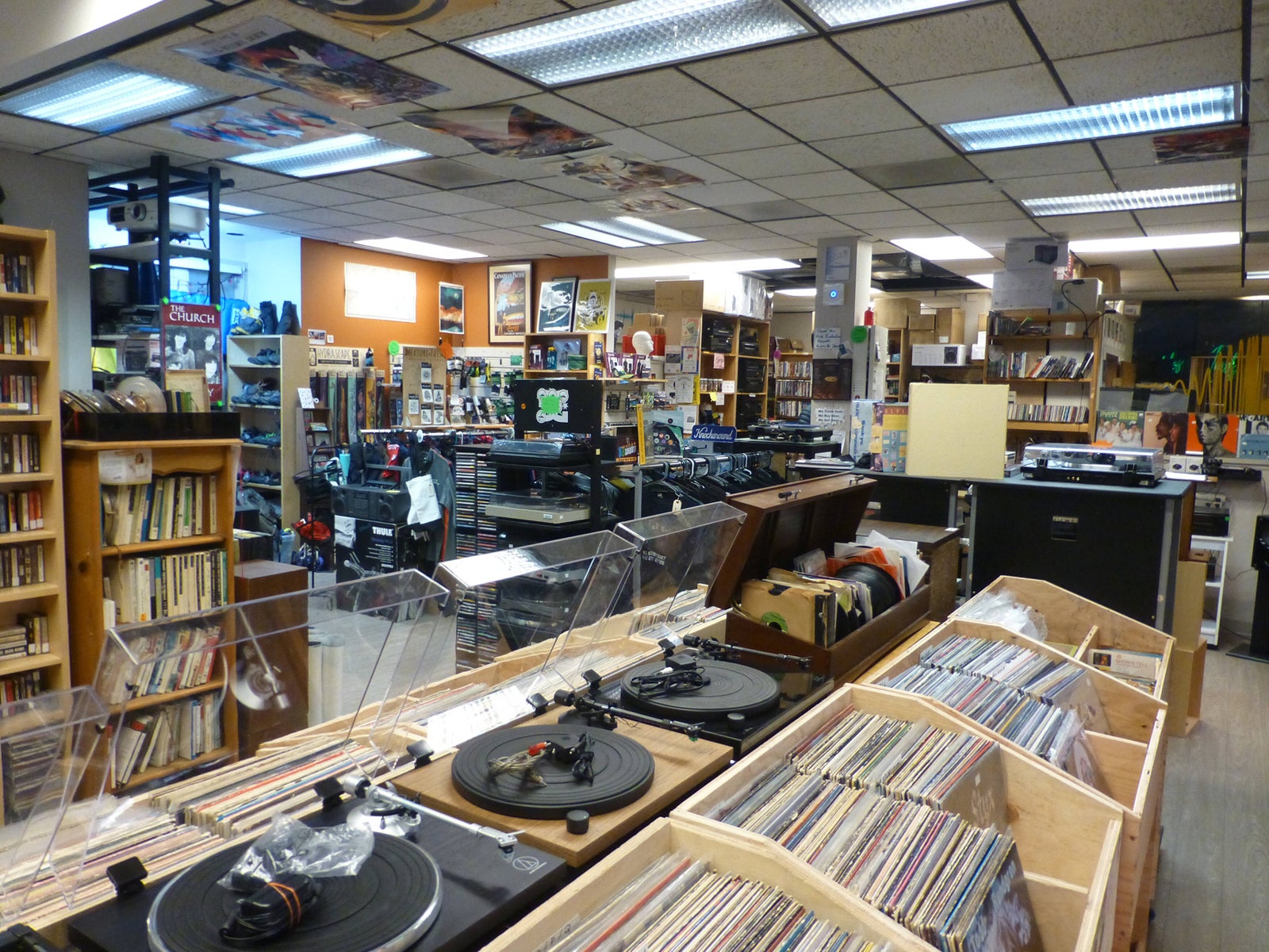 Seattle Hifi and Hiking | Turntables & Trails